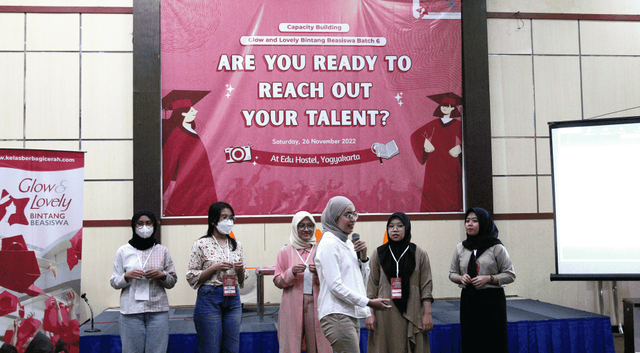 60 Awardee Glow & Lovely Bintang Beasiswa 2022 Belajar Kembangkan Talenta Diri | kumparan.com