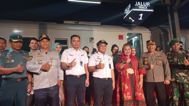KAI Resmi Operasikan Blambangan Ekspres, Rute Semarang-Banyuwangi | kumparan.com