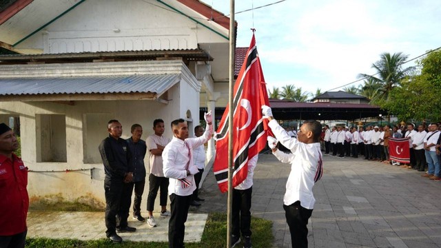 Milad GAM, Ada Upacara Bendera Bintang Buleun di Aceh Utara | kumparan.com