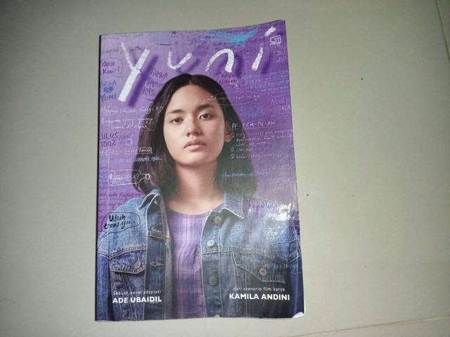 Resensi Novel Yuni, Alih Wahana Film Jadi Novel | kumparan.com