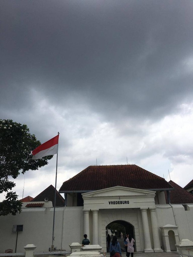 Perjalanan ke Benteng Vredeburg: Bangunan Bersejarah yang Memorial | kumparan.com