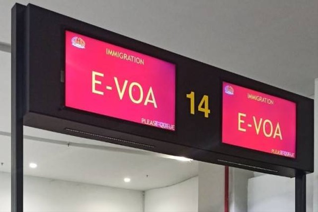 Imigrasi Batam Targetkan Peningkatan PNPB dari Kebijakan e-VoA | kumparan.com