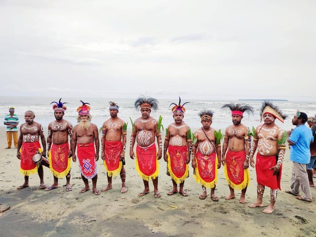 Tata Kembali Kelembagaan Adat, Suku Biak Karon Gelar Musyawarah ...