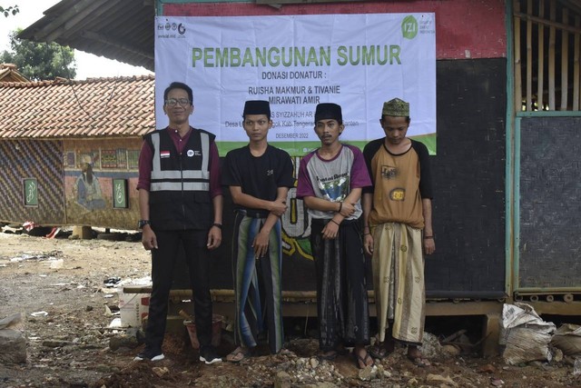 Bantuan Sumur Bor Pondok Pesantren, Kolaborasi IZI Banten dan Donatur | kumparan.com