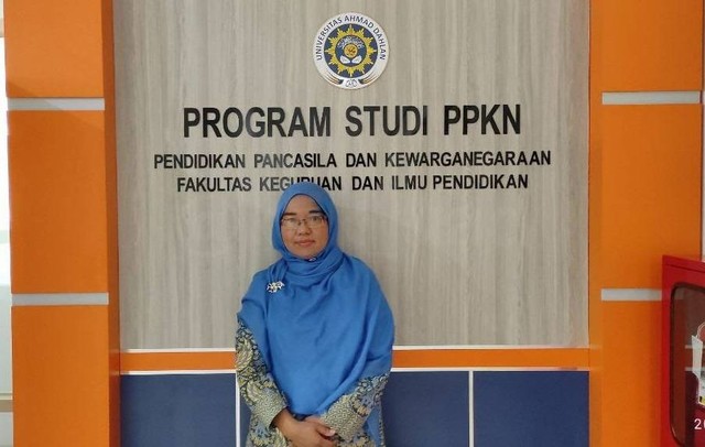 Dosen PPKn Universitas Ahmad Dahlan Raih Hibah RisetMu Batch VI | kumparan.com