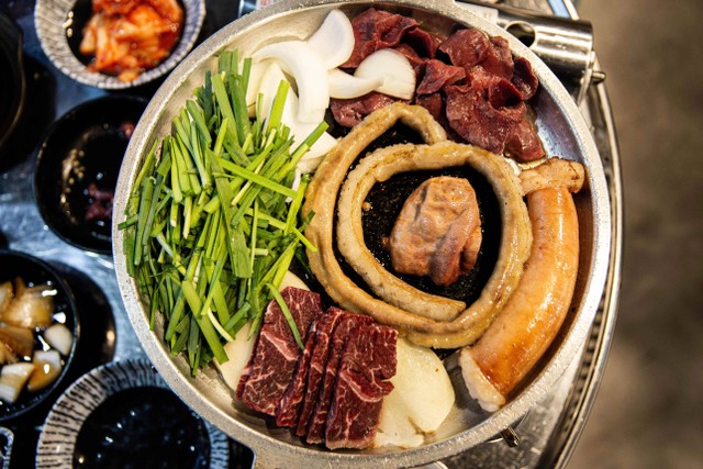 Mengenal Apa Itu Daechang, Makanan Korea Selatan yang Viral di TikTok ...