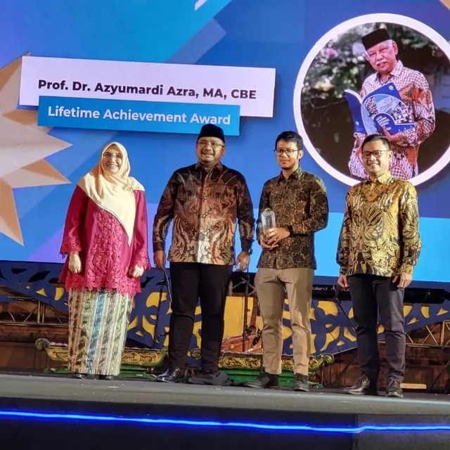 Pelajaran dalam Mengenang 100 Hari Prof Azyumardi Azra | kumparan.com