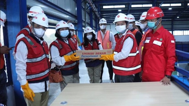 900 Ribu Produk Unibebi Cough Sirop Mengandung EG dan DEG Dimusnahkan ...