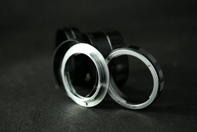 Tips Fotografi: Mengenal Adapter Lensa pada Kamera | kumparan.com