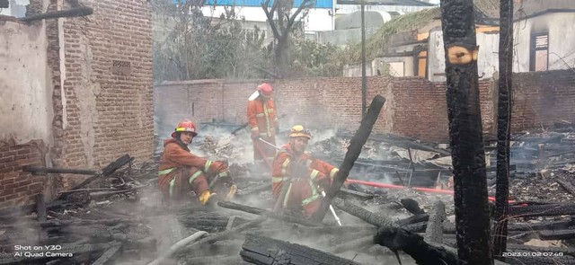 Api Melahap Mess Pekerja Grand Mercure di Lampung, 25 Kamar Hangus ...