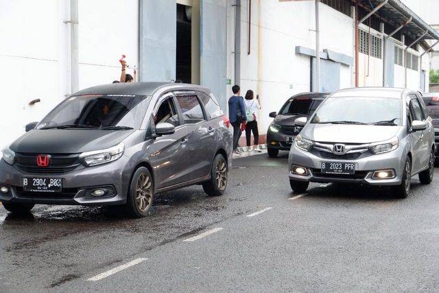 Konsumsi BBM Mobilio, Terbaik di Kelasnya? | kumparan.com