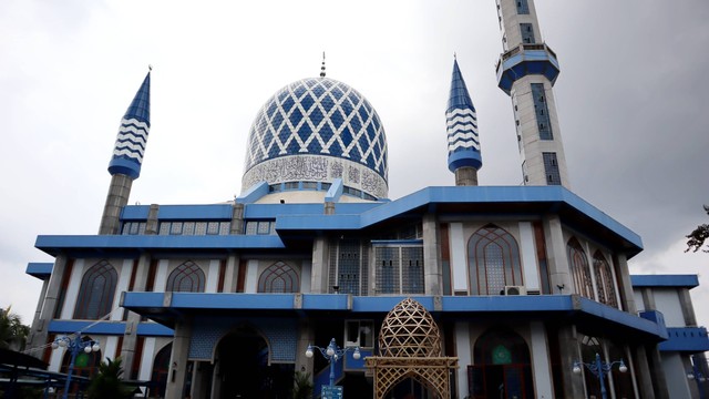 8 Masjid Karya Ridwan Kamil, Ada yang Dibangun di Palestina | kumparan.com
