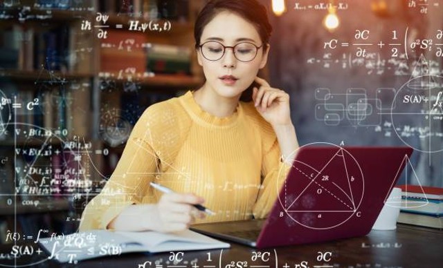 Pengertian dan Bentuk Umum PLDV di Matematika | kumparan.com