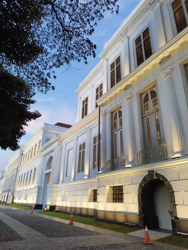 Sri Mulyani Sulap Gedung Tua Daendels Jadi Estetik dan Instagramable | kumparan.com