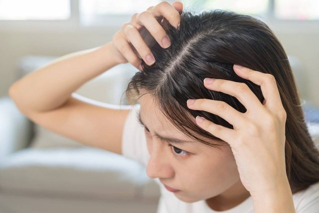 Bahaya Smoothing Rambut yang Patut Diwaspadai | kumparan.com