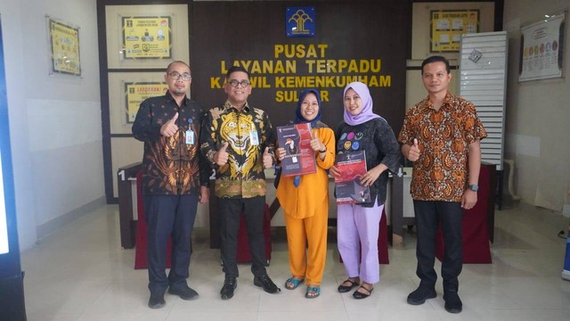 Kemenkumham Sulbar Berikan Kemudahan Layanan Bagi Masyarakat | kumparan.com