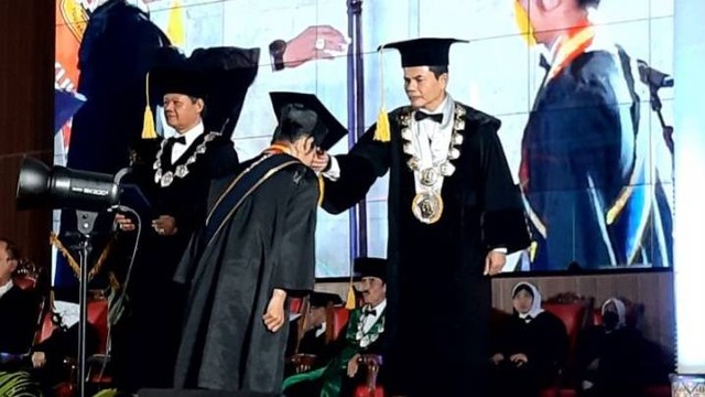 UPNVY Minta Wisudawan Perkuat Kemampuan Digital | kumparan.com