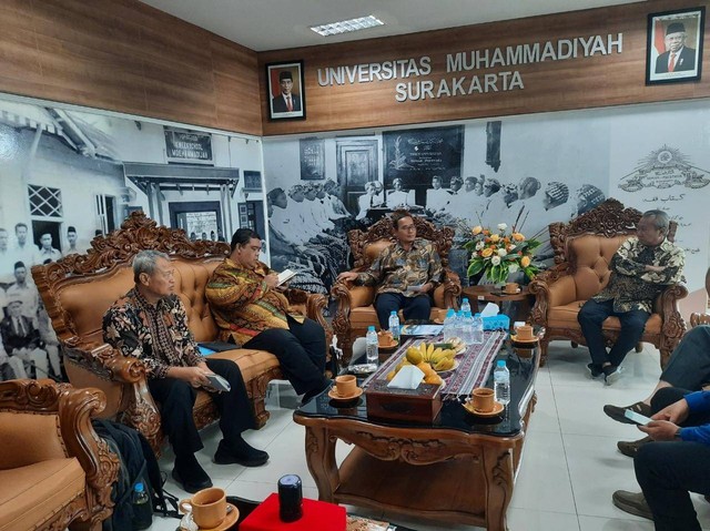 UMS dan UMUKA Jalin Kerja Sama Catur Dharma Perguruan Tinggi ...