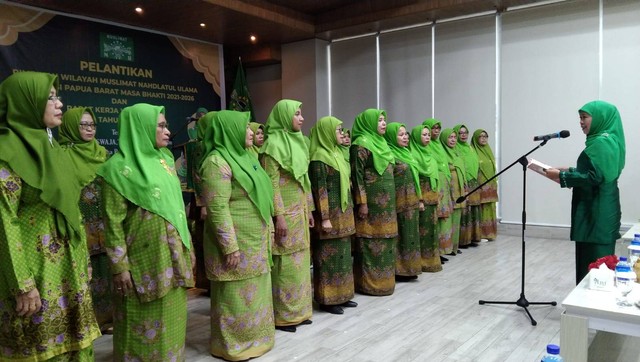 Khofifah Indar Parawansa Lantik Pengurus PWM Nahdlatul Ulama Papua ...