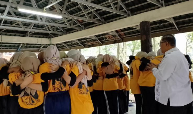 Laksanakan MAKRAB HIMA PGSD STKIP Muhammadiyah Kuningan | kumparan.com