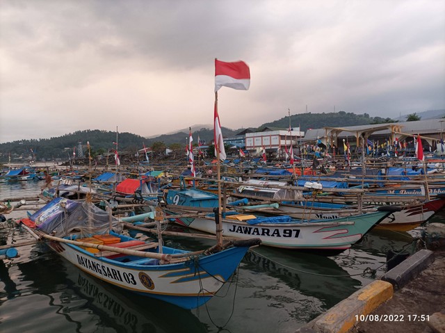 Membenarkan yang Biasa atau Membiasakan yang Benar dalam Perikanan ...