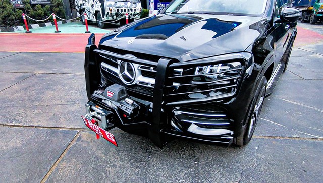 Paspampres Tambah Armada Baru, Mercedes-Benz GLS 450 | kumparan.com