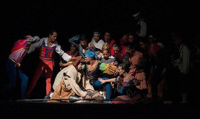 Seni Teater: Pengertian, Ciri-Ciri, Jenis, dan Contohnya | kumparan.com