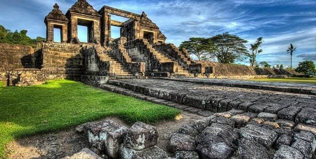 Sejarah Kerajaan Sriwijaya dan Nama Raja yang Pernah Berkuasa ...