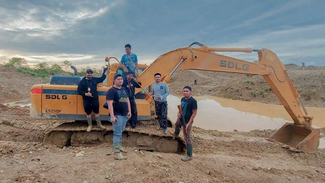 Polisi Tangkap Pemilik Tambang Emas Ilegal di Nagan Raya Aceh | kumparan.com