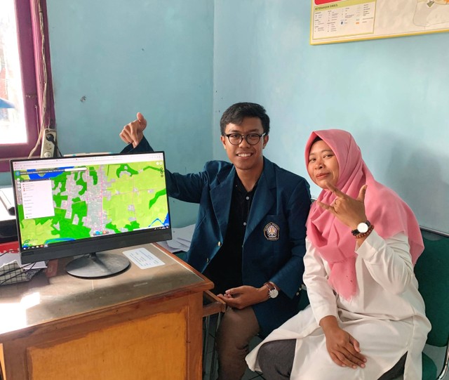 Dukung Pembangunan Desa Digital, Mahasiswa Tim 1 KKN UNDIP Membuat ...