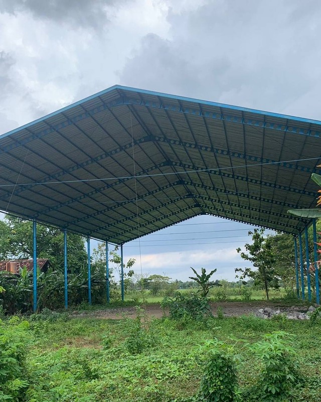 Kawal Pembangunan GOR, Mahasiswa KKN UNDIP Tim 1 Membuat Desain ...