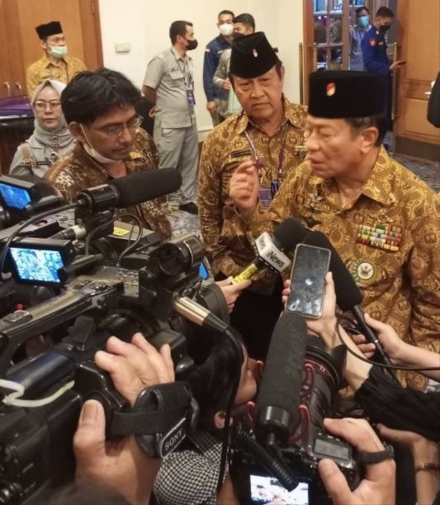 Pers di Tengah Godaan Politik | kumparan.com