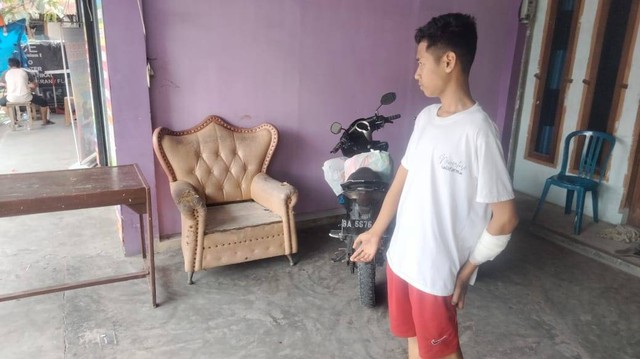 Penyerangan Beberapa Orang Sedang Main Gaplek di Padang Dipicu Rokok ...