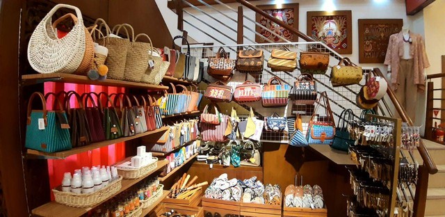 Margaria Batik Hadirkan Produk Batik Tradisional hingga Modern untuk ...