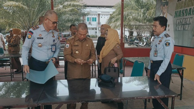 Kalapas Polewali Koordinasi dengan Bupati Polman terkait Perjanjian ... Kalapas Polewali Koordinasi dengan Bupati Polman terkait Perjanjian ...
