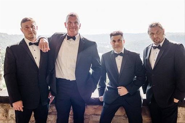 Mengenal Groomsmen beserta Tugasnya di Acara Pernikahan | kumparan.com