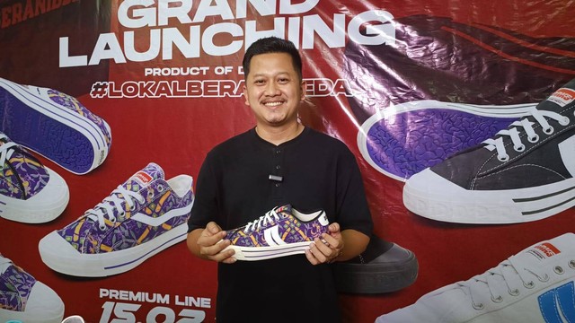 Kurang 2 Tahun, Brand Sepatu Asal Tangerang Ini Ekspor ke Malaysia ...