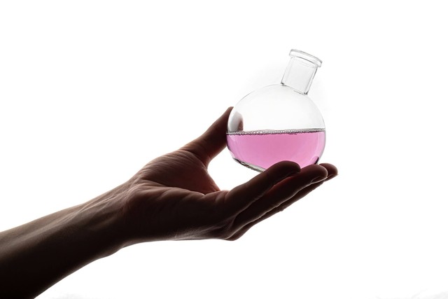 Pengertian, Manfaat, dan Contoh Molekul Utama Biokimia | kumparan.com