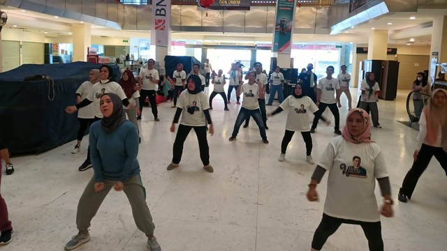 UMKM Sahabat Sandi Senam Bersama Pelaku Ekonomi Kreatif, Jalin ... UMKM Sahabat Sandi Senam Bersama Pelaku Ekonomi Kreatif, Jalin ...