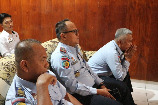 Jajaran Rutan Majene Terima Arahan Dari Kadivpas Robianto | kumparan.com