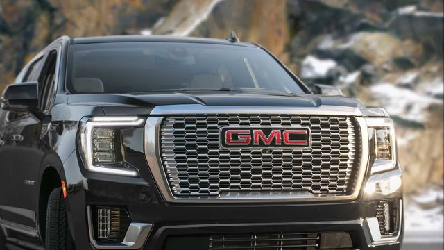 Harga Mobil GMC Yukon Denali Ultimate 2023 dan Spesifikasinya ...