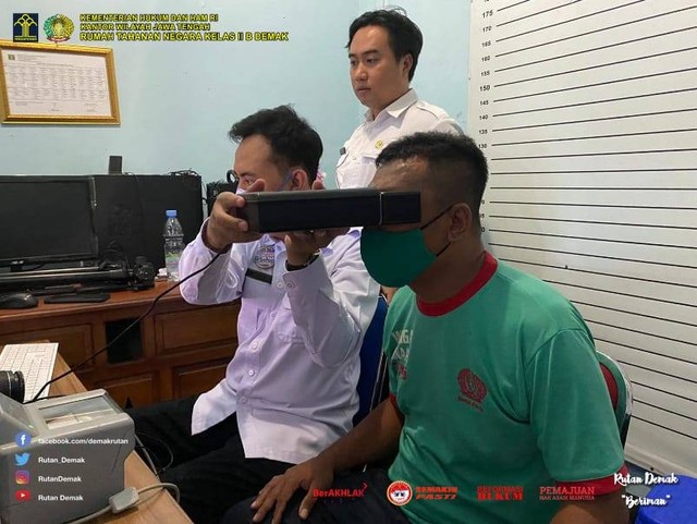 Lakukan Perekaman E KTP, Rutan Demak Maksimalkan Pemenuhan Hak WBP | kumparan.com