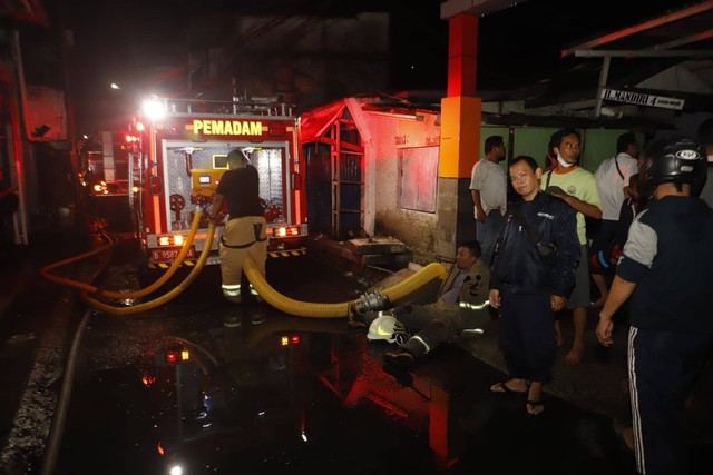 4 Jam Pemadaman, Kebakaran di Depo Pertamina Plumpang Padam: Kini Pendinginan | kumparan.com