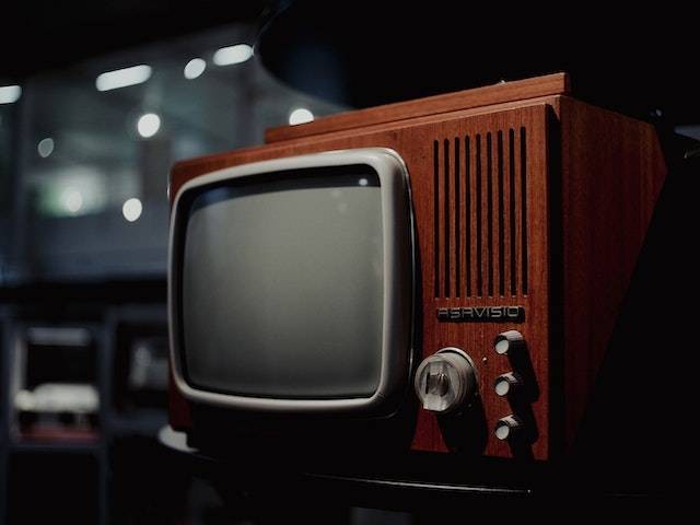 Perbedaan PAL dan NTSC di TV Analog, Mana yang Lebih Bagus? | kumparan.com