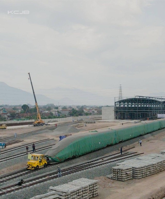 Rel Kereta Cepat Jakarta-Bandung Sudah Terpasang Sepanjang 207 Km ...