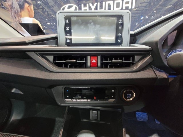 Fitur Baru Toyota Agya yang Membuatnya Makin Dilirik | kumparan.com