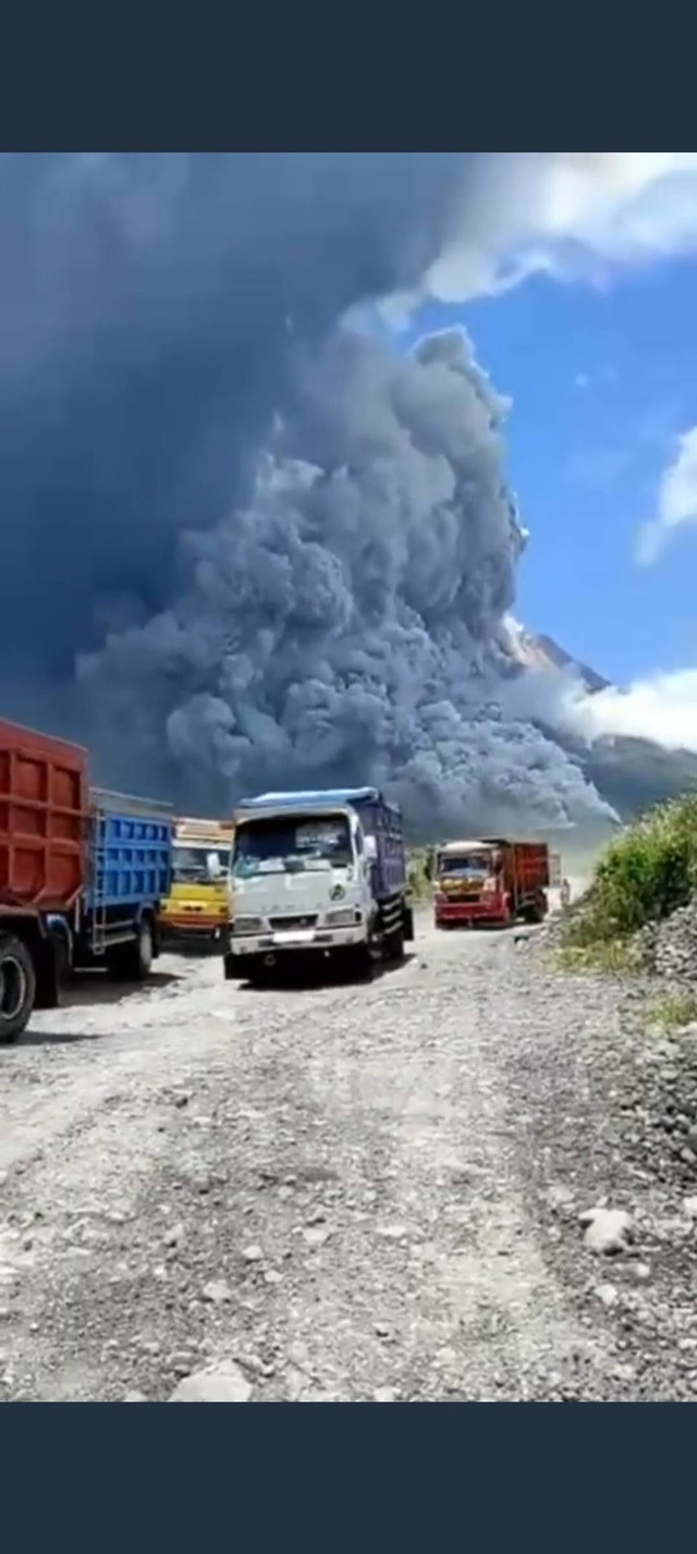 Merapi Berstatus Siaga sejak 2020, Kenapa Tambang Pasir Masih ...