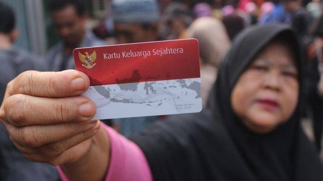 Apakah Kartu KKS Bisa Tarik Tunai di ATM? Begini Tutorialnya | kumparan.com