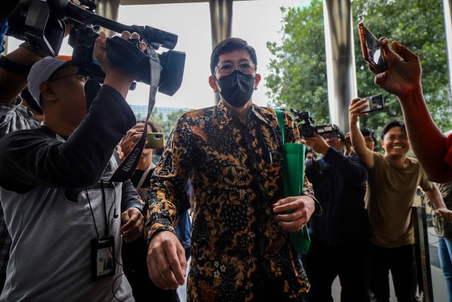 Foto: Kepala Kantor Pajak Jaktim Wahono Saputro Penuhi Panggilan KPK ...