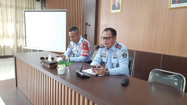 Rapat Tim Pokja Pembangunan ZI, Kalapas Targetkan Raih Predikat WBK | kumparan.com